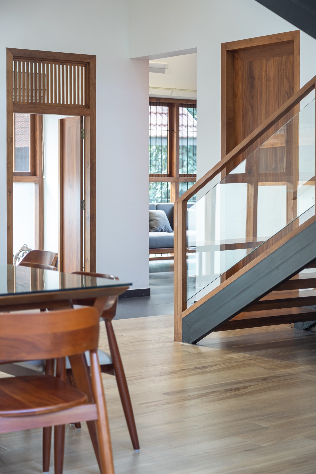 Inclined Home